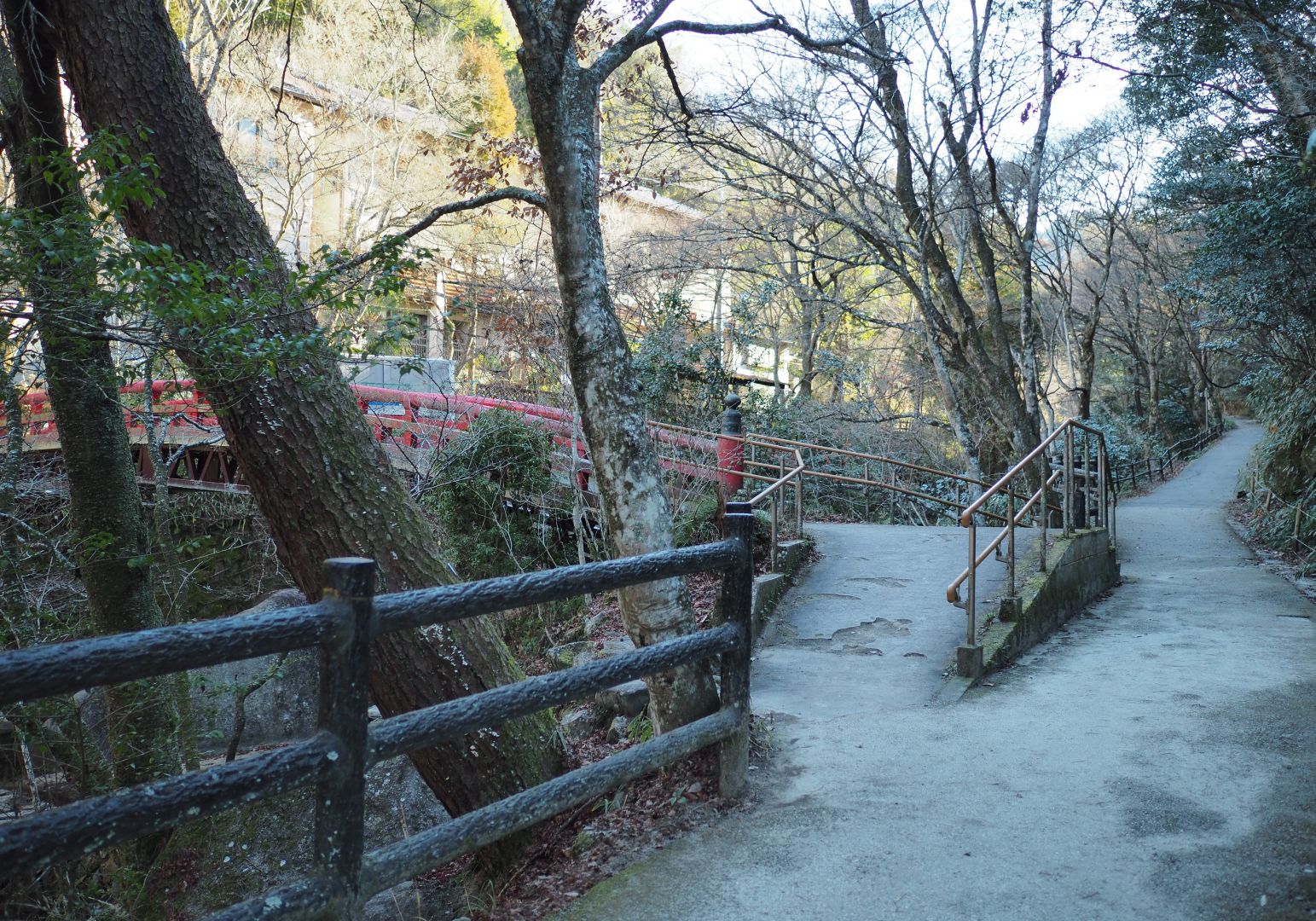 ☆カメラ散歩☆岩屋堂 2